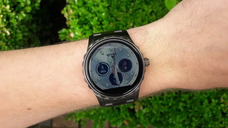 What is a Smartwatch with a Flat Tire Design?